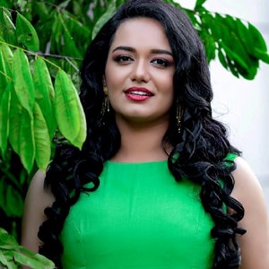 Jyotsna Radhakrishnan Tickets | Jyotsna Radhakrishnan Live Concert ...